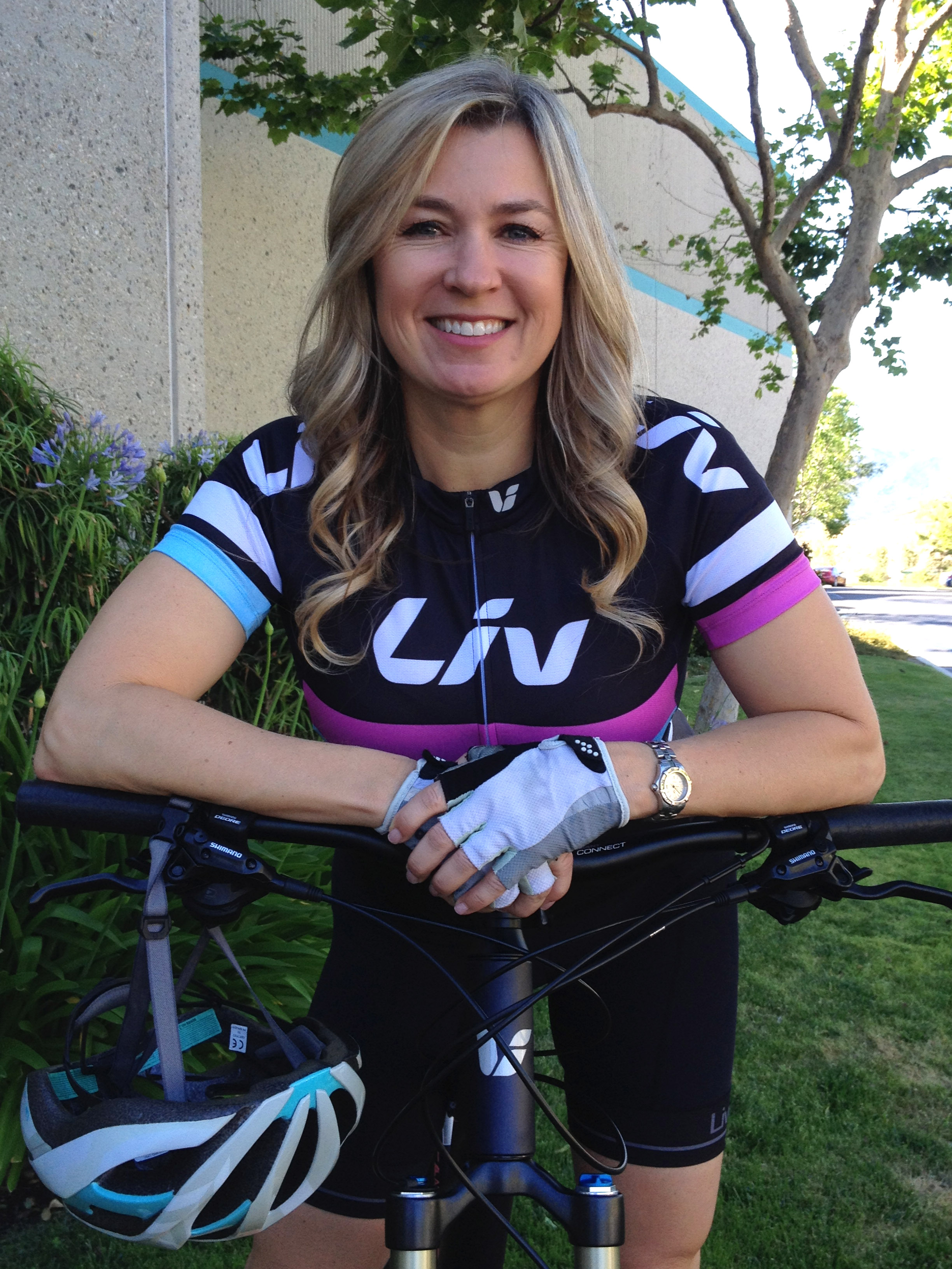 Elysa Walk resigns at Giant, will join Burton Snowboards | Bicycle ...