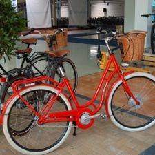 Derby Cycle hosts 5,000 at Bike Expo event | Bicycle Retailer and ...