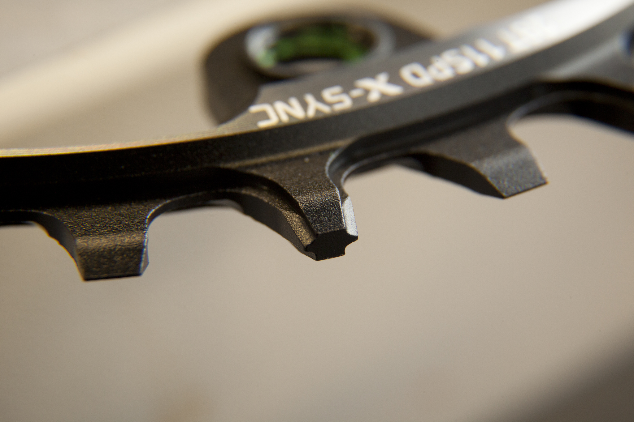 SRAM licenses X-Sync chainring design to Accell Group, Chromag ...