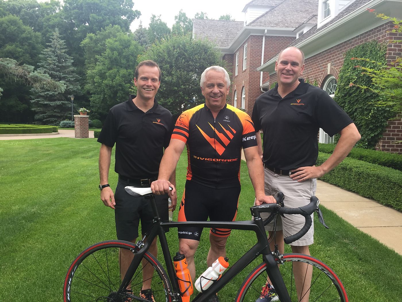 Greg LeMond endorses and invests in new sports drink, to be distributed ...