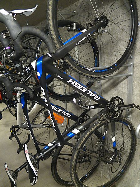 Dealer Tour: Progress and promise pedaling Seattle | Bicycle Retailer ...