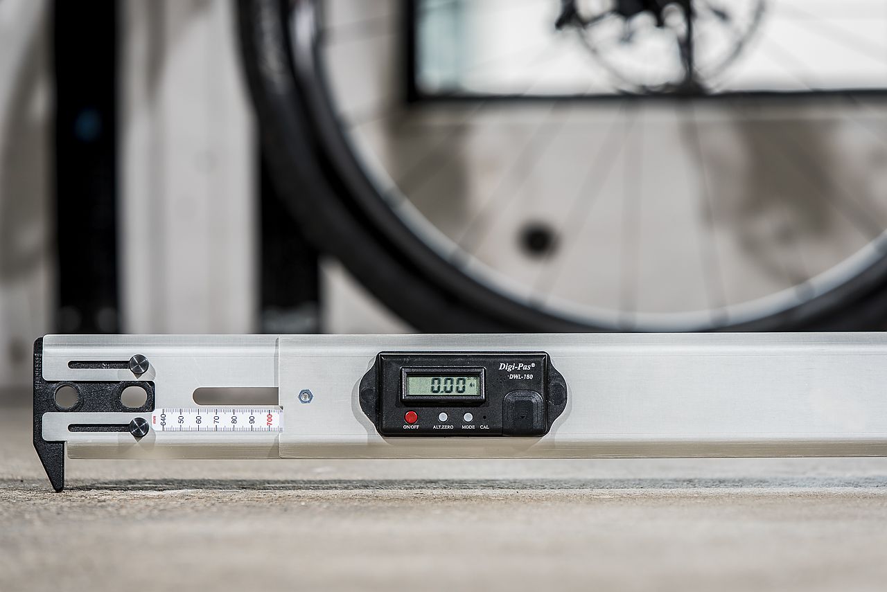 New bike fit tool, VeloAngle, takes a novel approach to measuring a ...