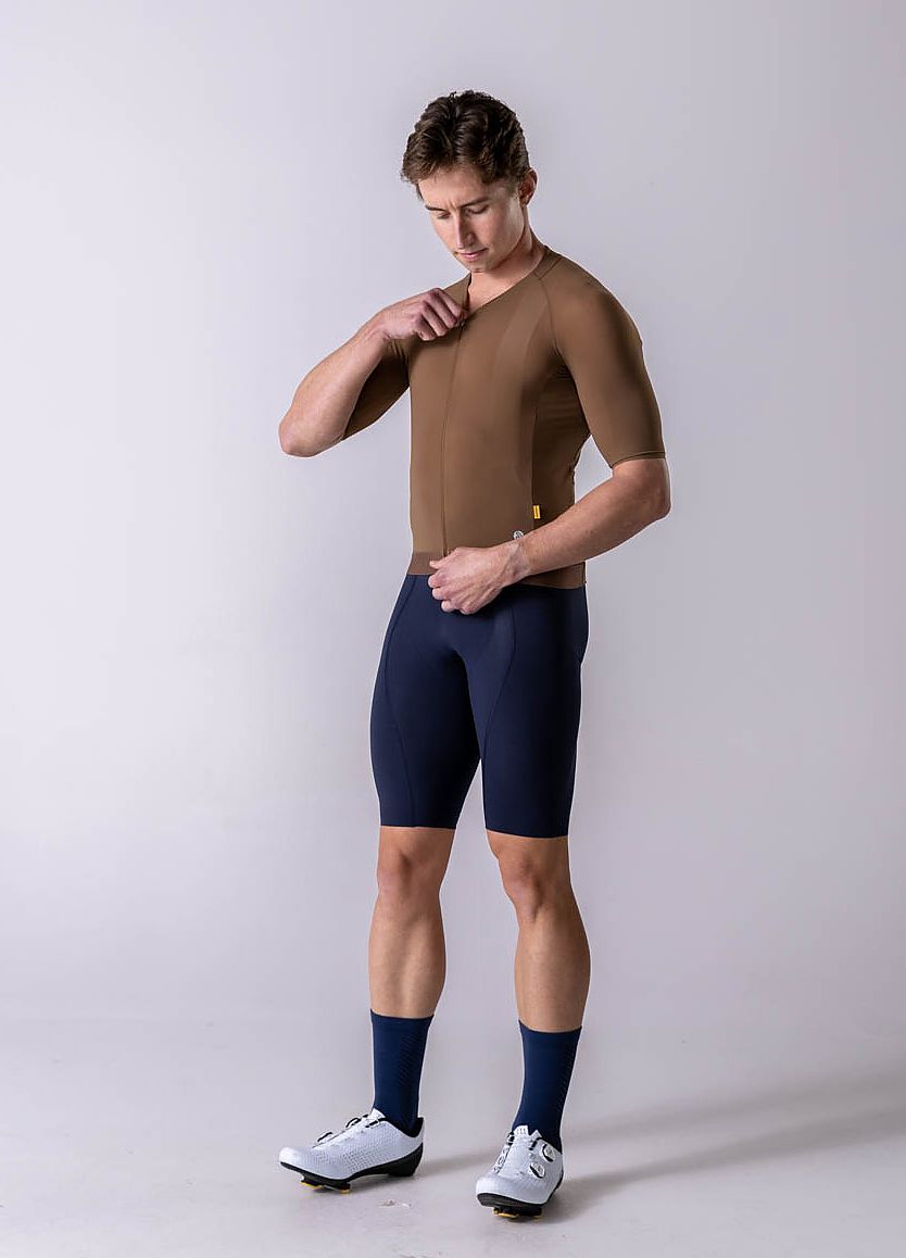 Jakroo Unveils EVO Collection: A New Era in Retail Cycling Apparel ...