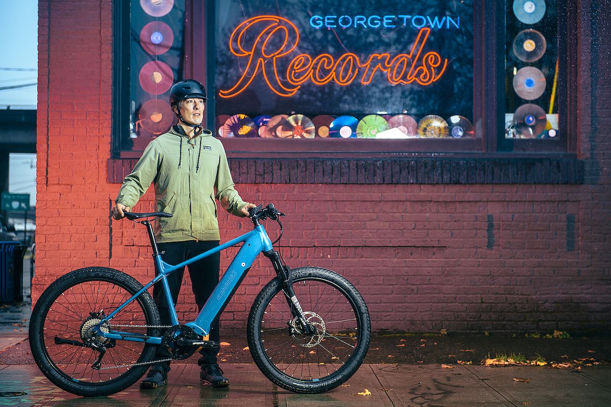 Diamondback adds e-bikes to its line, launches 'Get Amped' campaign ...