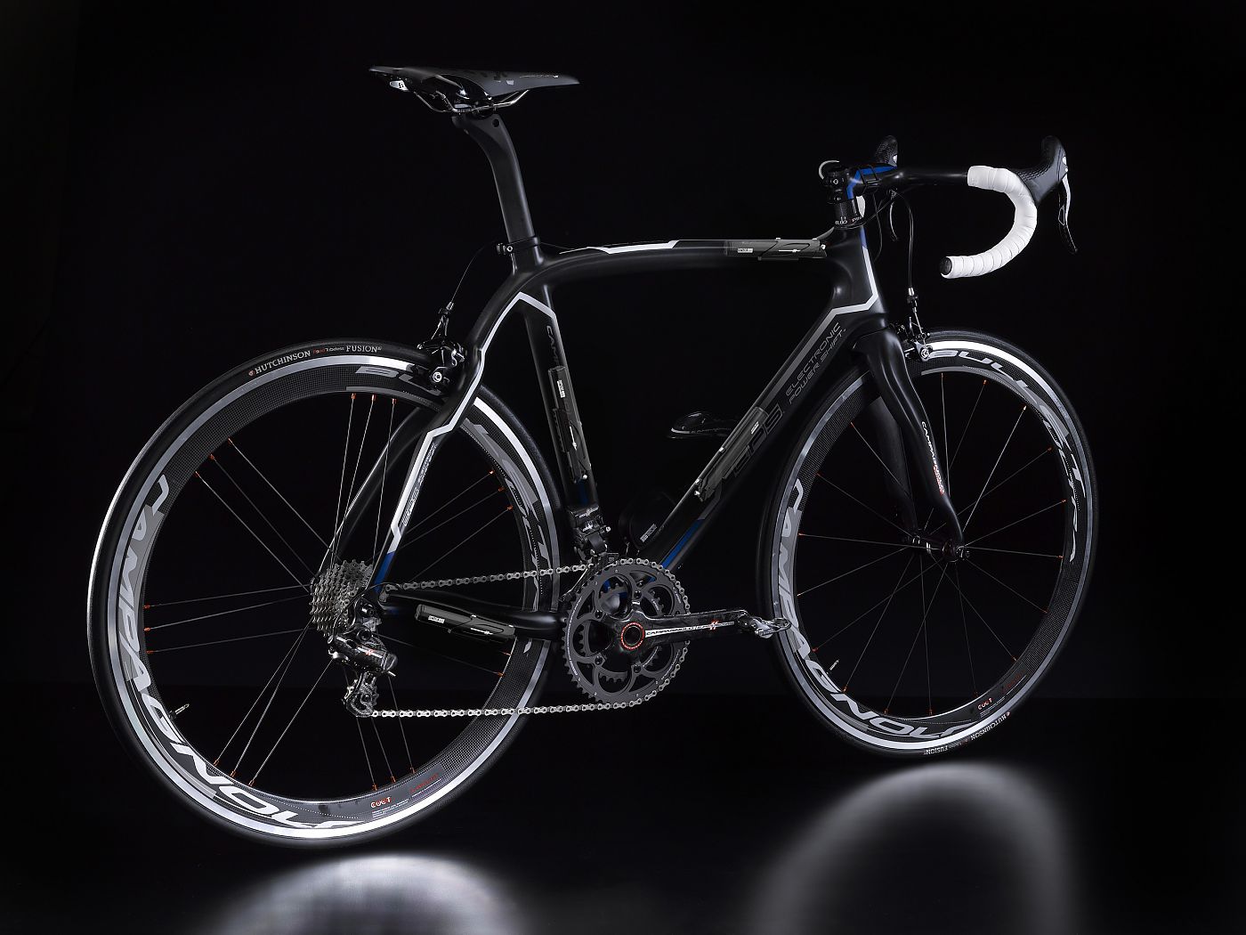 Campagnolo offers streamlined EPS battery | Bicycle Retailer and ...