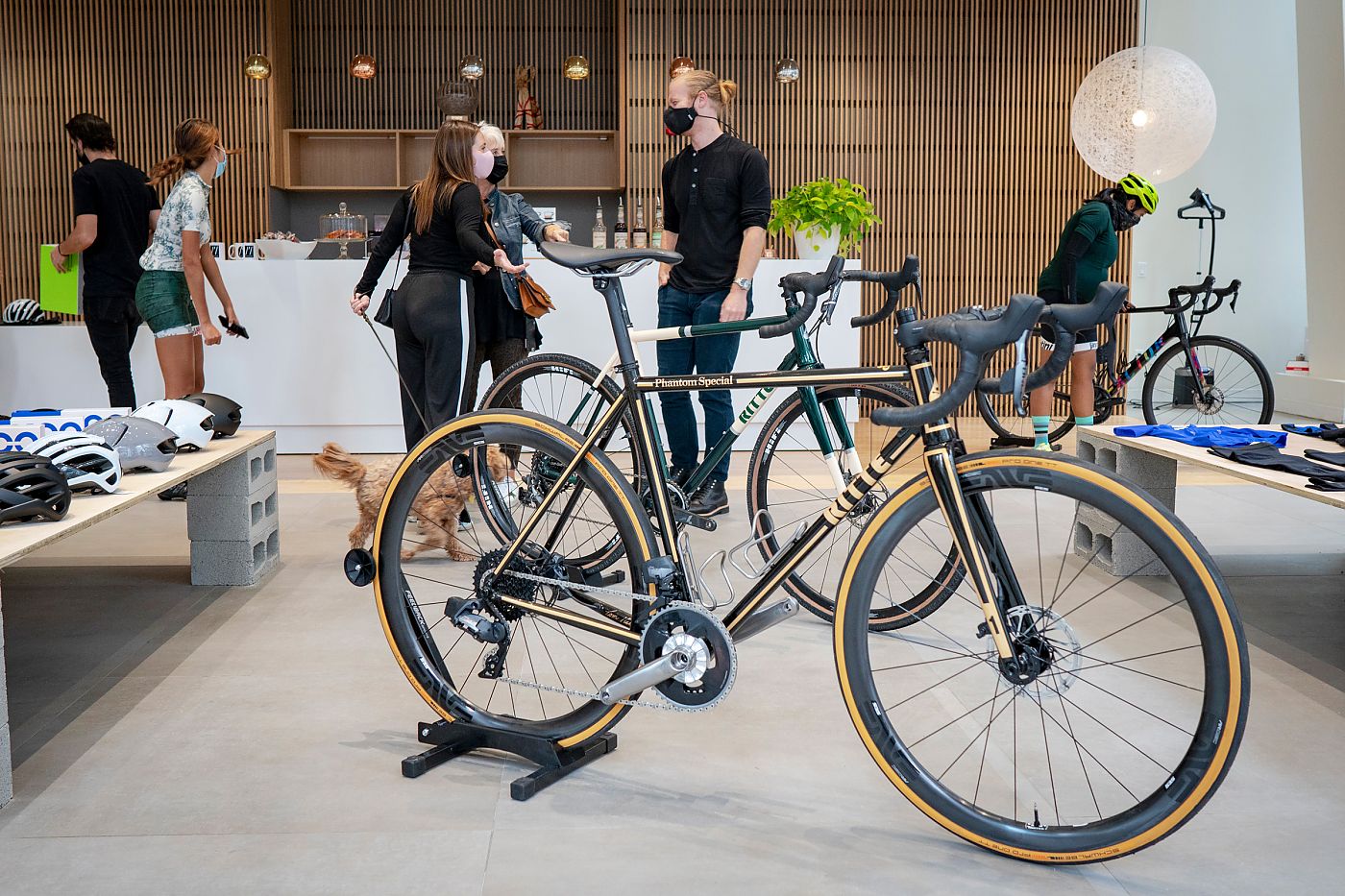 New York pop-up retailer brings rarely seen road brands to US cyclists ...