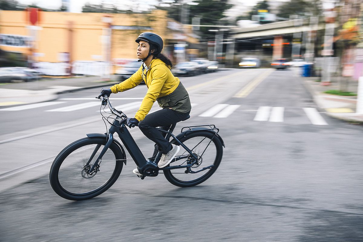 Diamondback adds e-bikes to its line, launches 'Get Amped' campaign ...