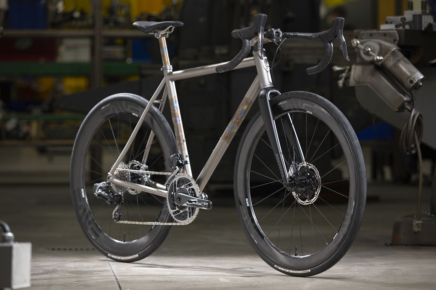 Moots unveils new all-surfaces Vamoots RCS | Bicycle Retailer and ...
